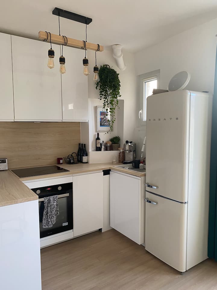 Appartement Deux Pièces - Porte de Bagnolet