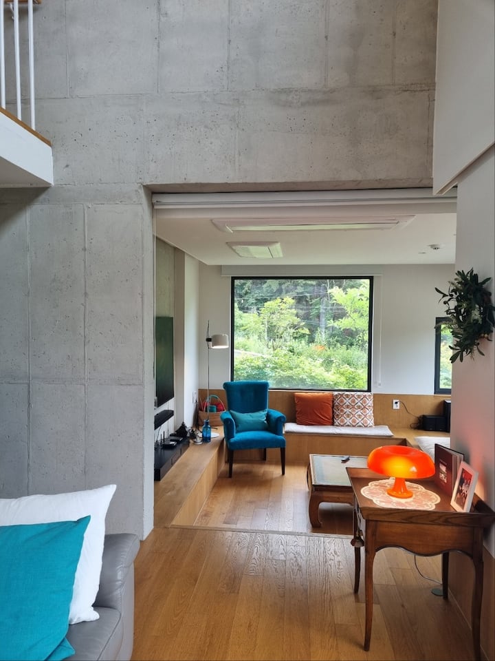 Harmony House;화목재 - South Korea