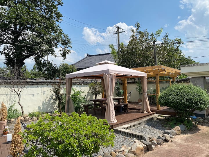 경주의 집/경주감성숙소/소솜하루/황리단길독채펜션/월정교/교촌마을/황리단길/경주가족숙소 - Gyeongju-si