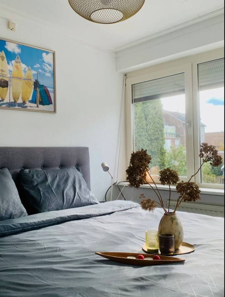 Bedroom In A Nice House - Aachen