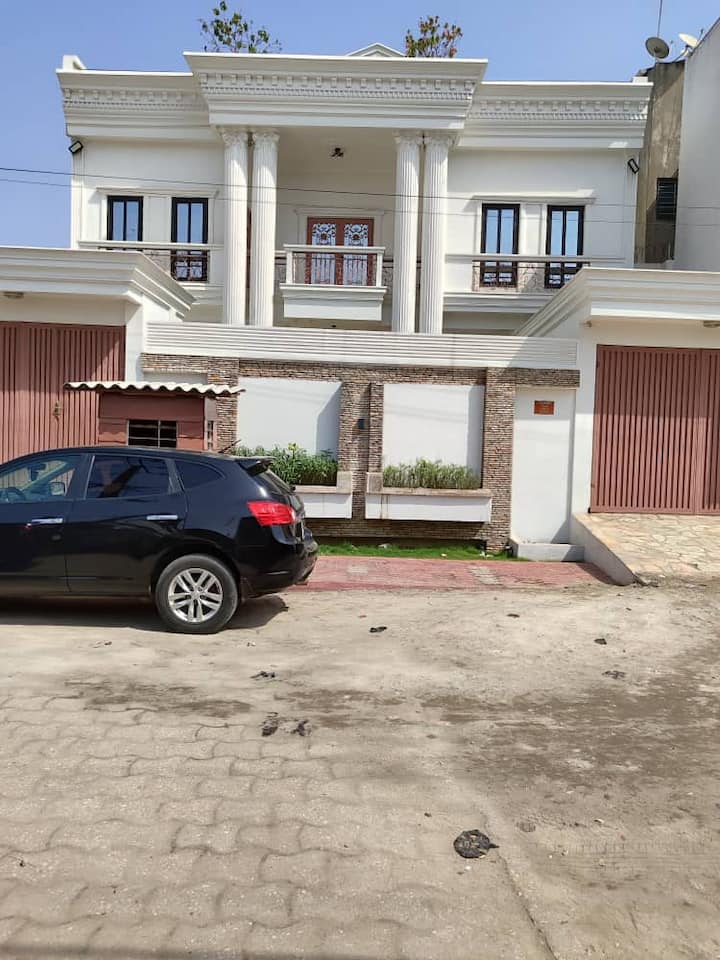 White House Of Benin - Cotonou