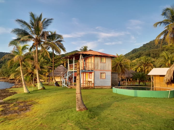 Hostal Cruz Del Mar (Capurgana, La Mora) - Chocó