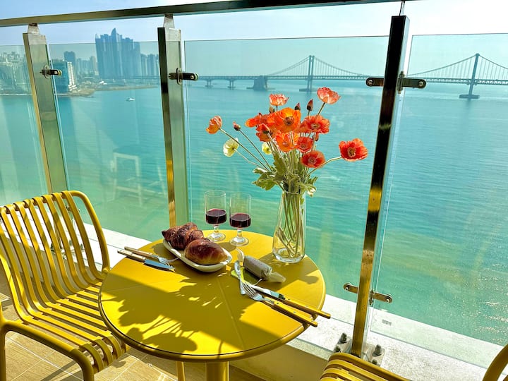 [슈퍼호스트]#광안리도보1초/드론쇼직관/투베드/투룸/청결보장/매번침구교체 - Busan