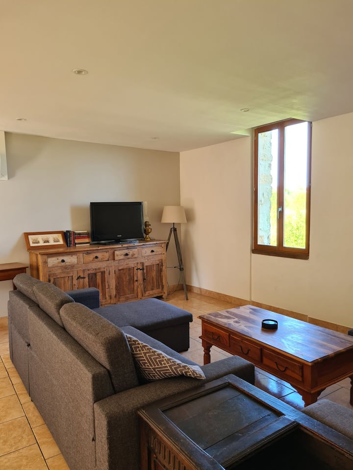 Grande Maison 10 Pers + Terrasse + Vue à Belves - Dordogne