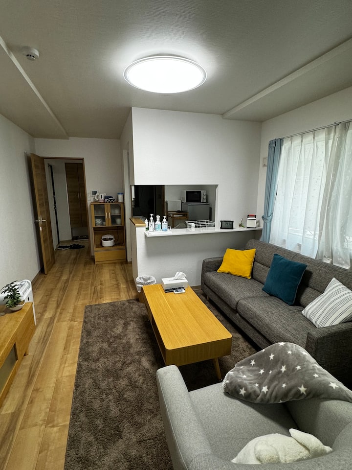 日本新三大夜景の札幌藻岩山の麓・静寂で広いお部屋５４㎡・１部屋料金５名様迄・新千歳空港からバスで直行 - Sapporo