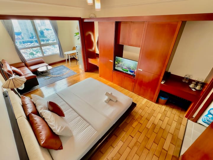 Central-rooftop Pool -Washing&dryer Machine-view - Ho Chi Minh City