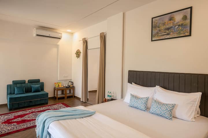 Amra Woods Agro Tourism & Farm Stay - Karjat