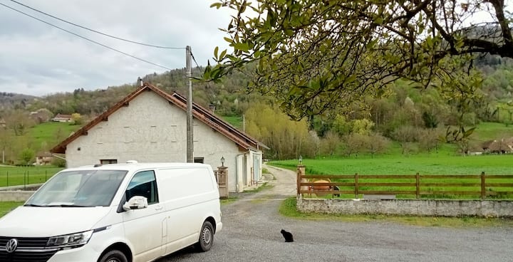 Maison 3 Chambres
 2 Salles/ Bain 
1 Salon Cuisine - Pont-de-Beauvoisin