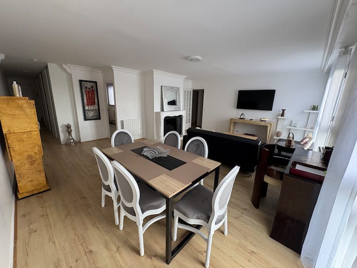 Renovated 100m²/1,075sqft  Metro  Paris 10min - Le Blanc-Mesnil