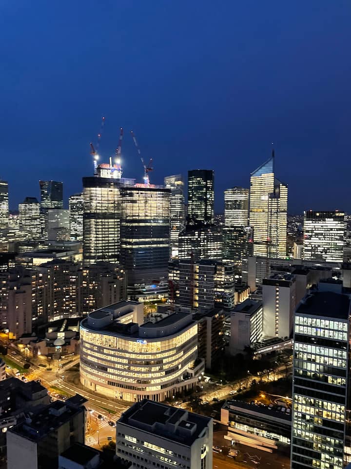 Great View Luxe Appart For 2-4 Person With Parking - ibis Styles Puteaux Paris La Defense