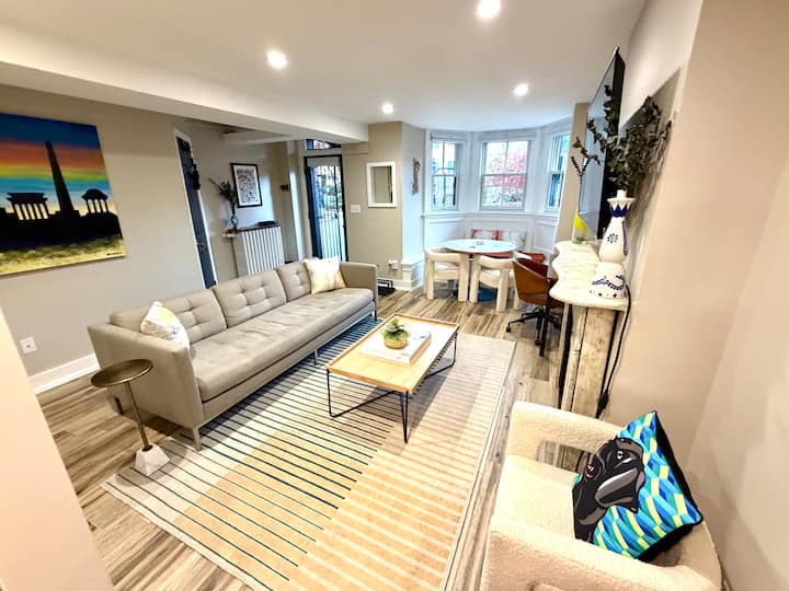 Renovated Unit Near 14th Street Nw & Logan Circle - Washington, DC