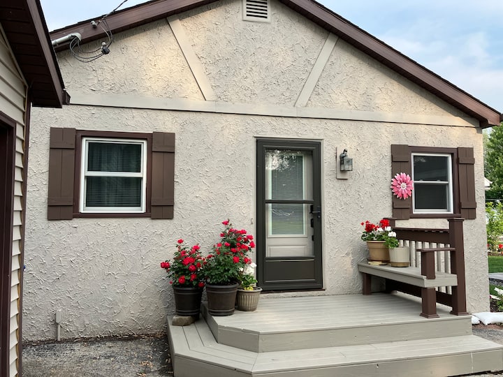 Casual Comfort On Lake Winnebago - Oshkosh, WI