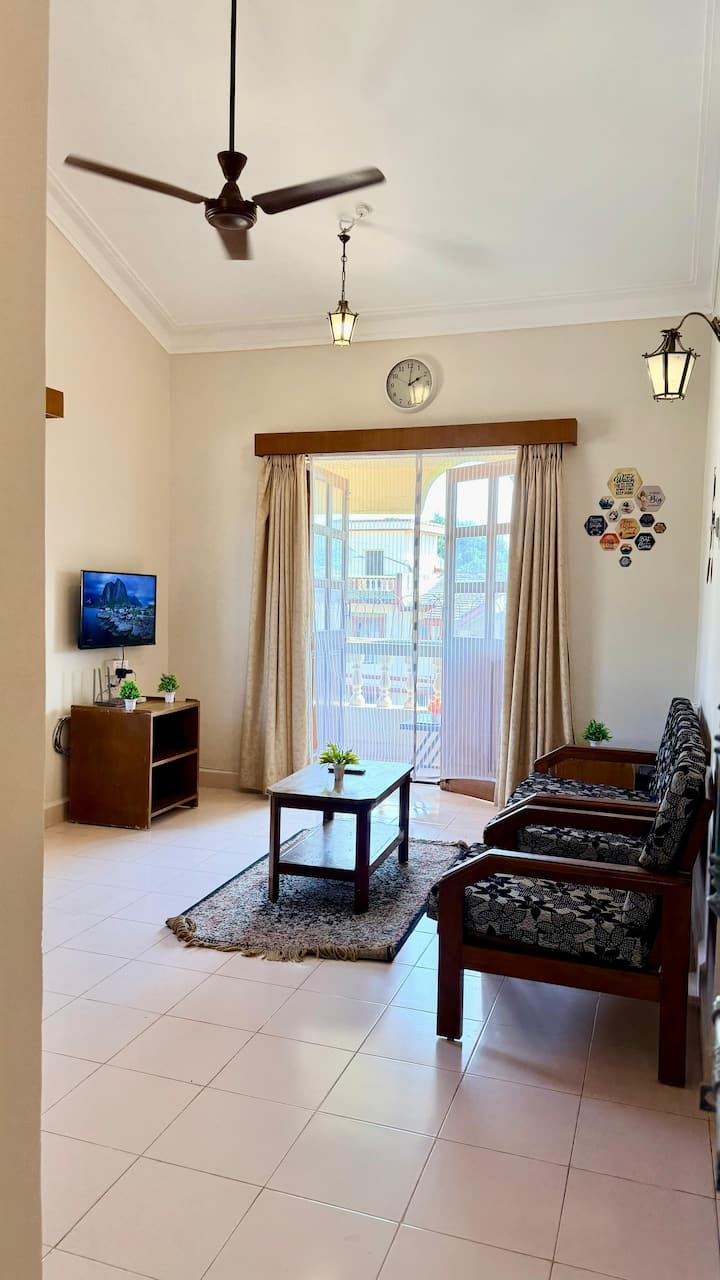 Fully Furnished Ac Apartment With Pool In Candolim - Goa