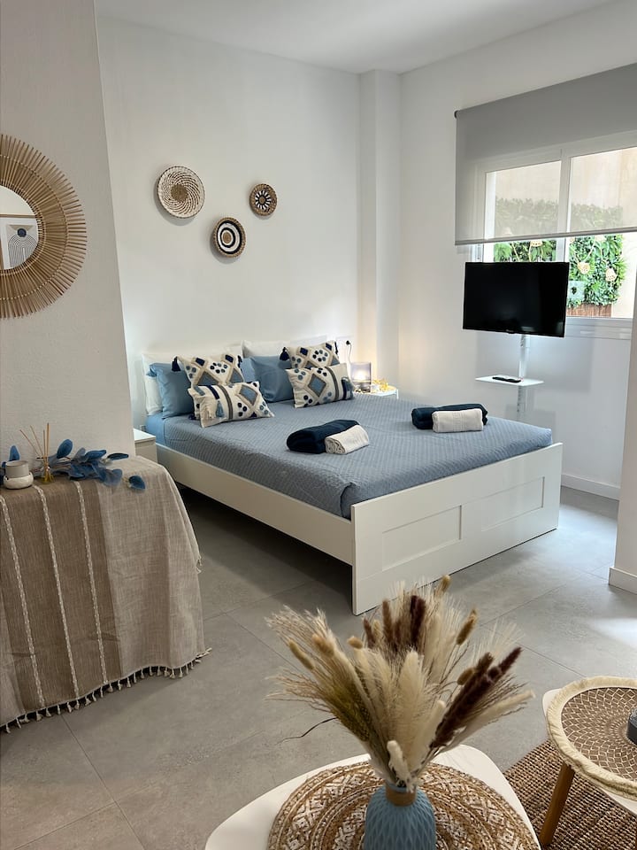 Estudio Con Terraza Privada - Alicante