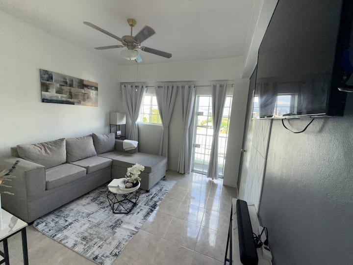 Urban Bungalow 1929 (Ub1929) - Kingston