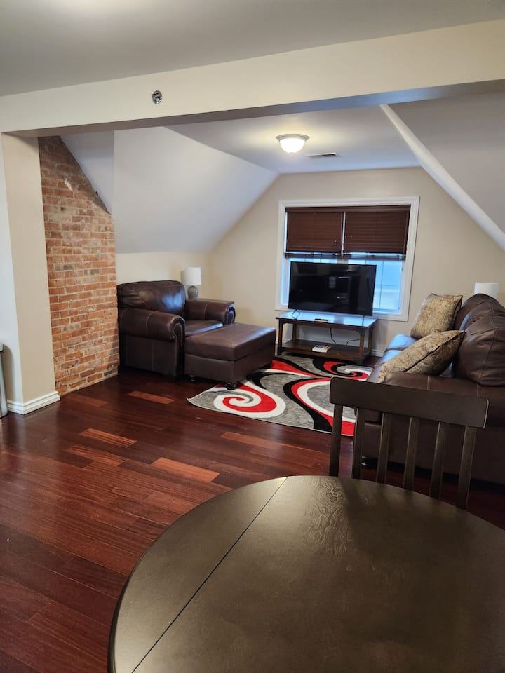 Brand New 3rd Fl Loft Apart. W/off St. Parking 3a - Buffalo, NY