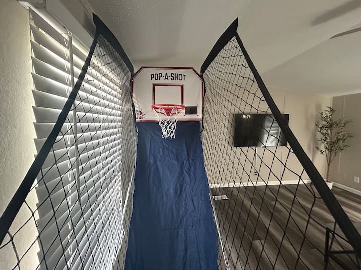 Pop A Shotarcade Cedar Point/summit Race/kalahari - Norwalk, OH