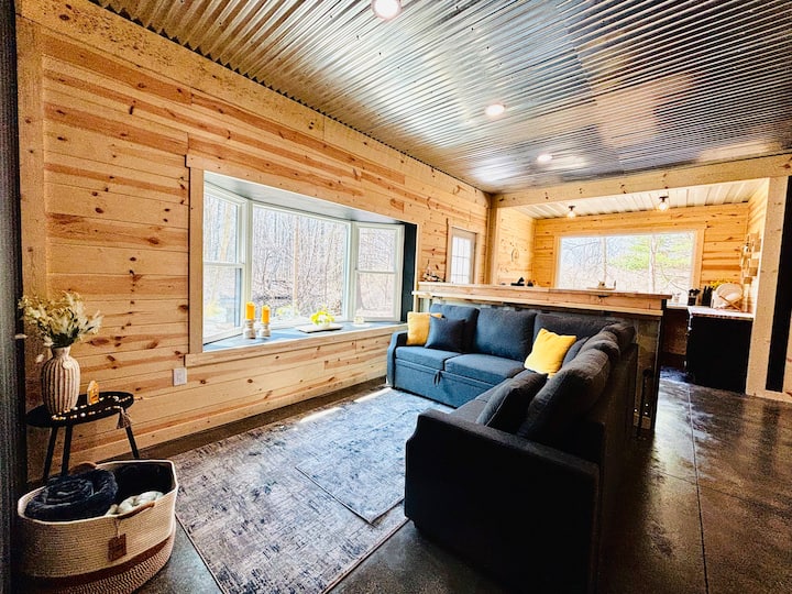 Beehive Shipping Container Cabin - Michigan