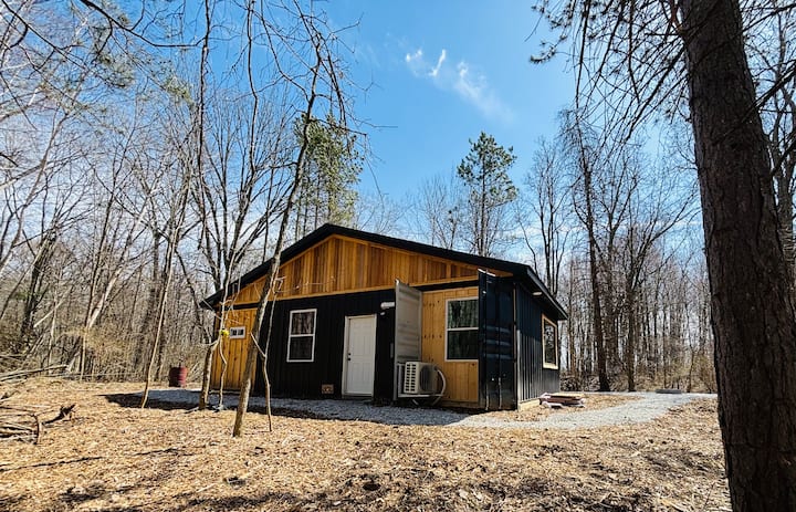 Beehive Shipping Container Cabin - Estados Unidos