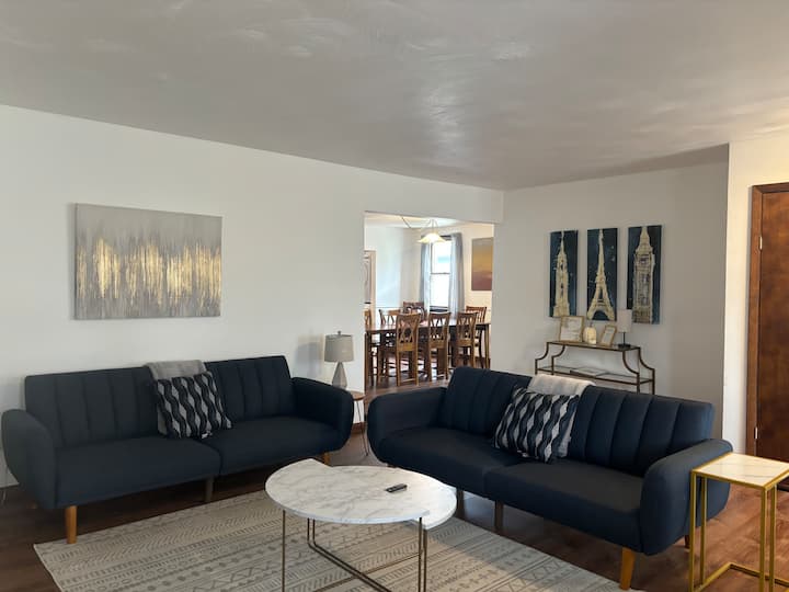 Room For Everyone In Your Group - Seneca Falls, NY
