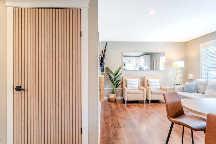 Harbour City Hideaway - Nanaimo