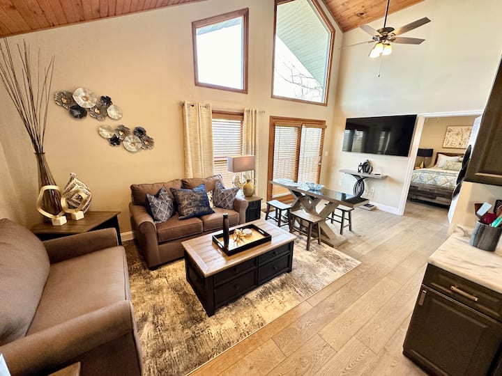 Magnificent & Gorgeous 2br 1 Ba - Barboursville, WV