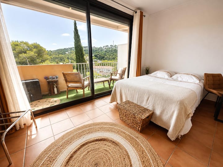 Studio éLégant Avec Balcon Et Vue Dégagée Cassis - Carnoux-en-Provence