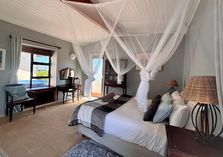 Boathouse Cottage - Pringle Bay