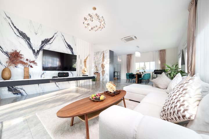 【Hermit Villa】lakeside Pool 3br 4bd 4ba 8hr Butler - Pattaya