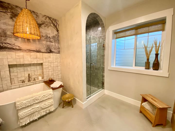 Hilltop Hideaway - Cedar City, UT