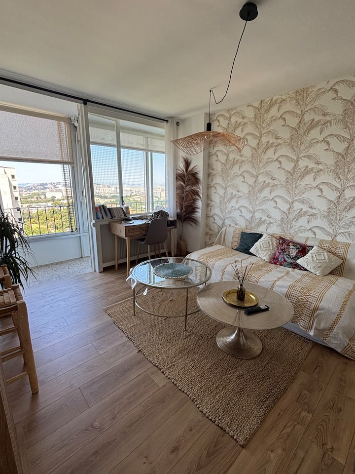 Appartement Moderne Et Cosy Avec Vue Sur Marseille - Marseille