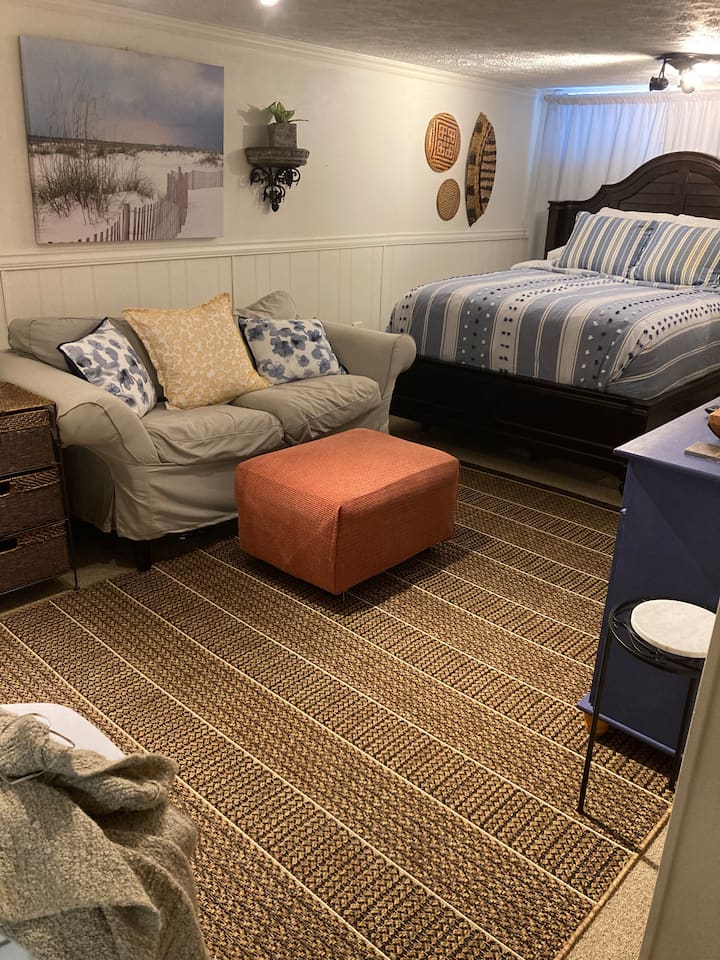 Private 1 Bed Suite With Patio And Garden - Nashville, TN