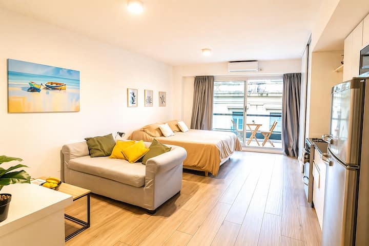 Estudio Luminoso En Recoleta - Buenos Aires
