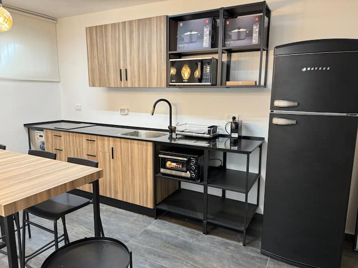 דירה משגעת צמודה לנמל - テルアビブ