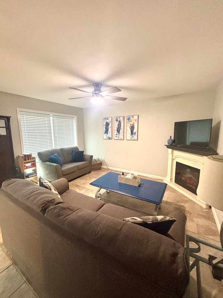 Ranch Home - +7 Days 10% Off +28 Days 20% Off - Yellow Springs, OH