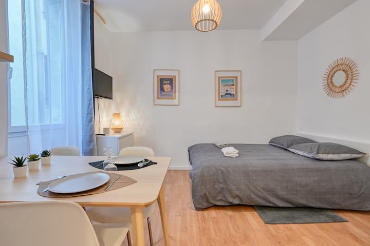 Le Nid Du Vieux-port | Studio Opéra Central - Vieux-Port de Marseille