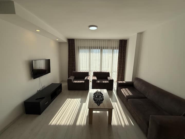 Girne Merkez 2+1 ŞEhir Manzaralı Daire - Girne