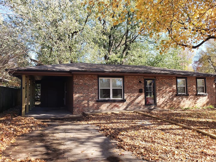 Bungalow Treasure - Springfield, MO