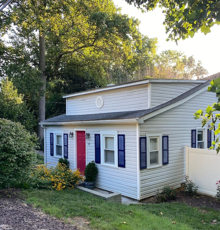 Nautical Cottage In Annapolis - Annapolis, MD