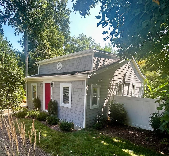 Nautical Cottage In Annapolis - Maryland