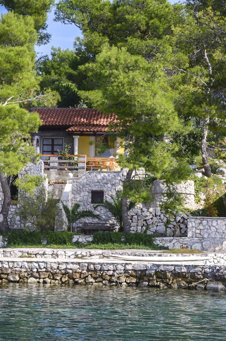 Kornati Lavdara - Sali