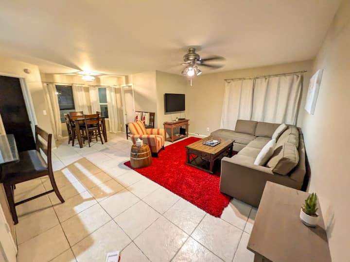 Oliver | 2br Gem In Paradise Valley - フェニックス, AZ