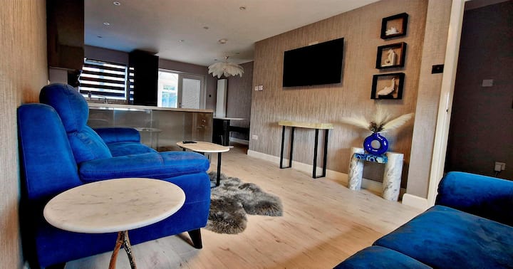 Luxury Liverpool House Near City Centre - Liverpool