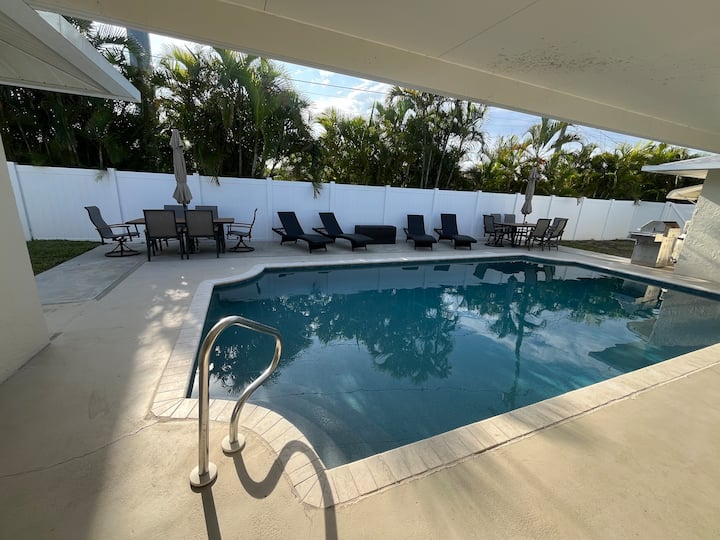 Fully Renovated Private Unit W/ Shared Heated Pool - Cape Coral, FL