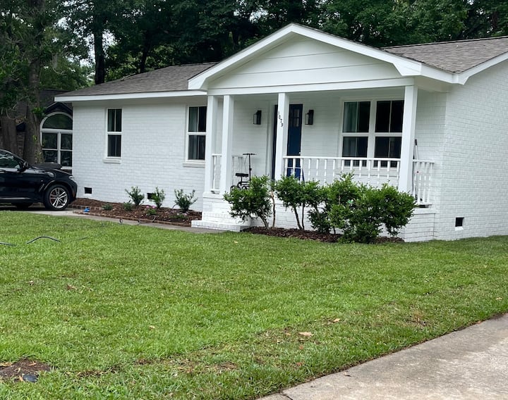 Renovated Home Off Of Shem Creek - Mount Pleasant, SC