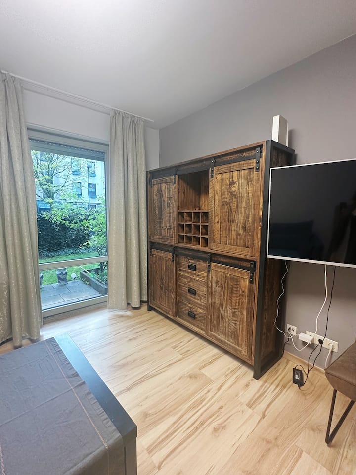 Messe Flughafen Nah Appartment - Düsseldorf