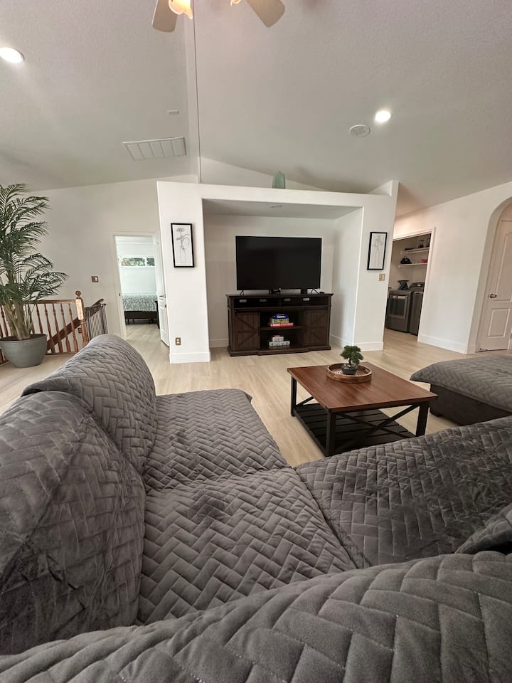 Spacious 3 Bedroom Home In Yreka. - Yreka, CA
