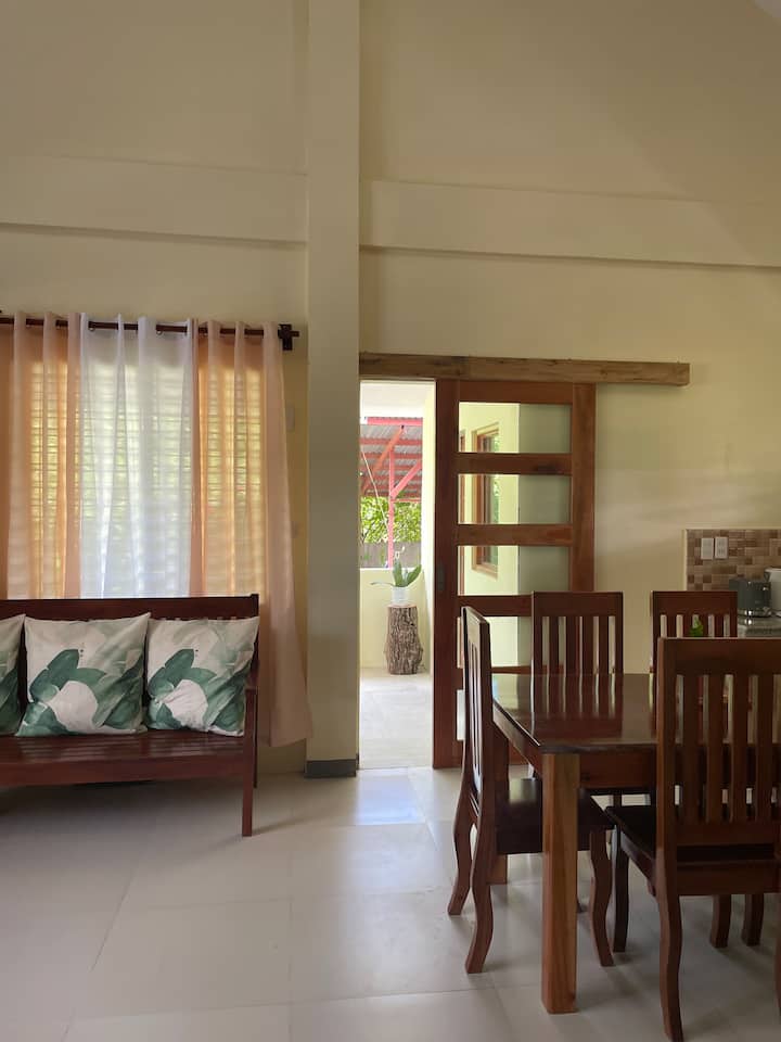 Luna’s Room W/ Toilet & Bath (Good For 2pax) - Tagbilaran City