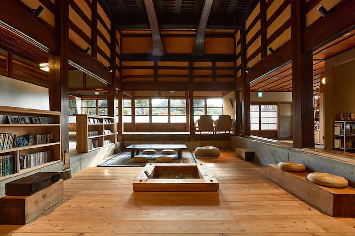 最大15名 囲炉裏とサウナ、歴史ある古民家を貸し切る贅沢なひととき - 우오즈시