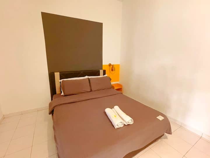 10pax Kulai Indahpura Nearjpo/airport3rm - Kulai